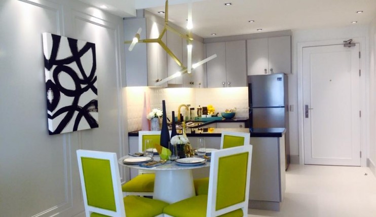 Maven at Capitol Commons